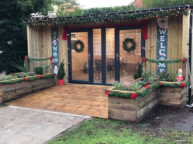 Vistor Pods receive a festive makeover | Healthcare Homes