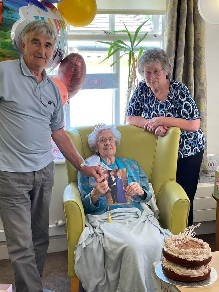 Keep happy and smiling says Winnie as she celebrates turning 100 ...