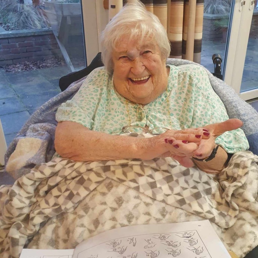 Bedhampton Court showcases a British Sign Language Course | Healthcare ...